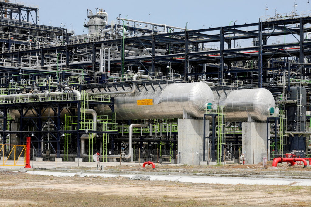 Fuel Scarcity: NNPCL To Become First Buyer Of Petrol From Dangote Refinery - Report